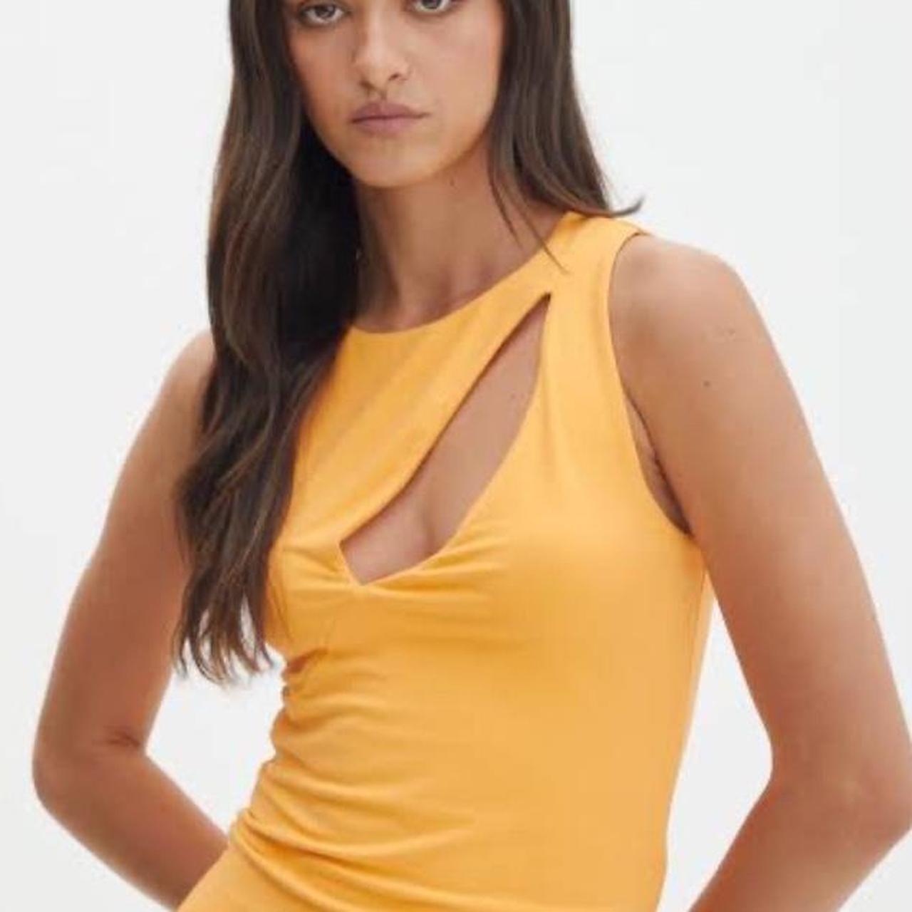 glassons cut out high neck crop tank in mango size... - Depop
