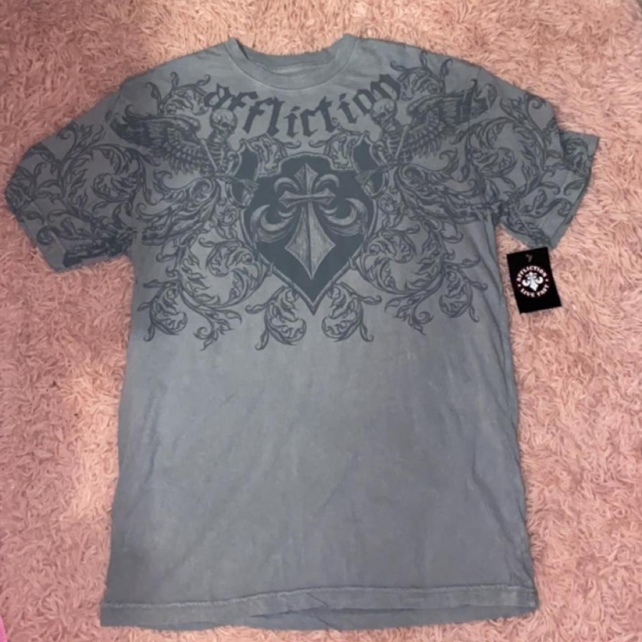 Affliction men’s tee only has design on... - Depop