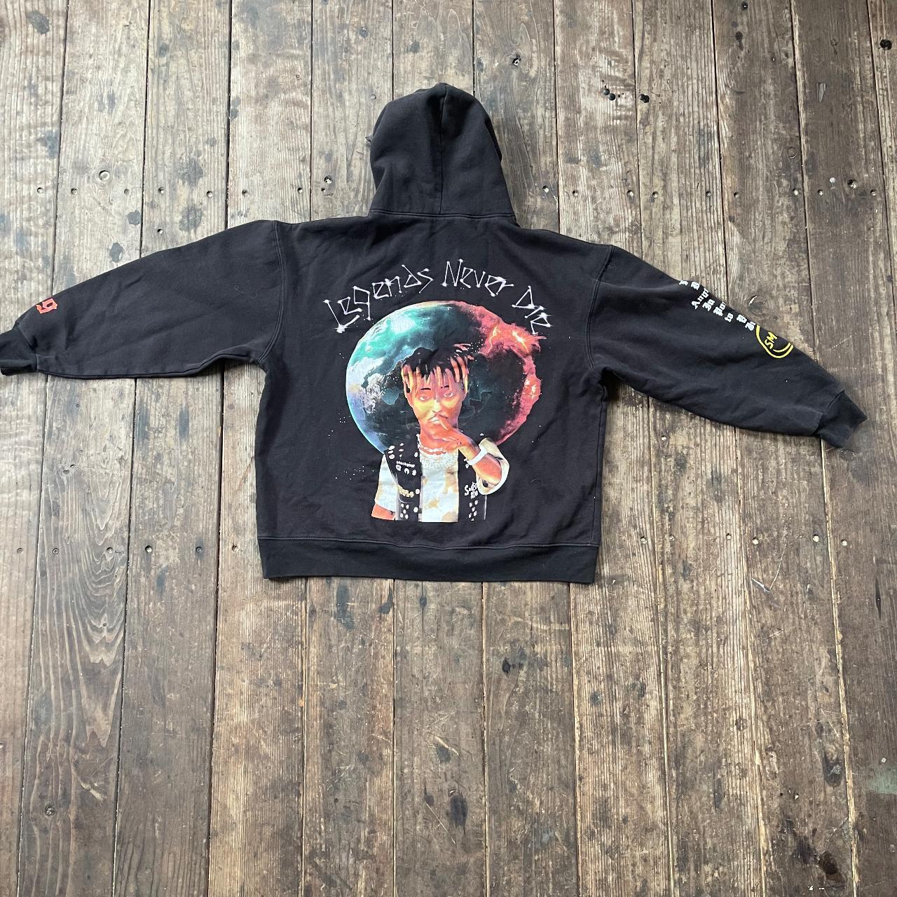 * Juice wrld hoodie size large fits like small - Depop