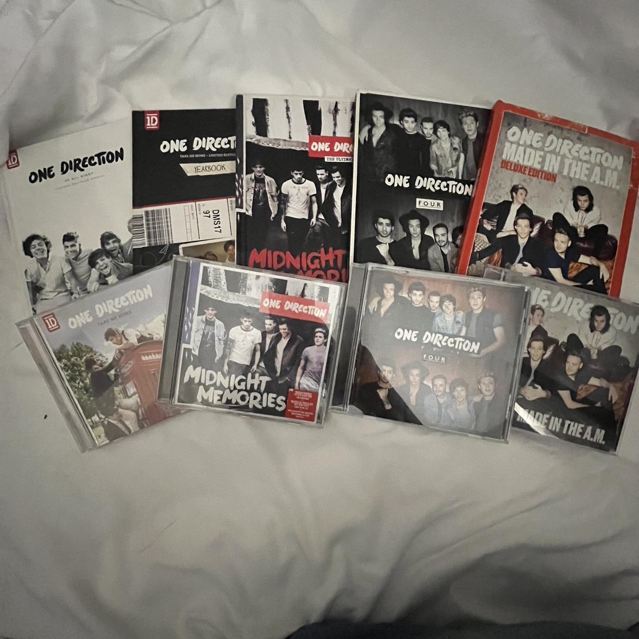 one direction cd and deluxe cd bundle. if interested... - Depop