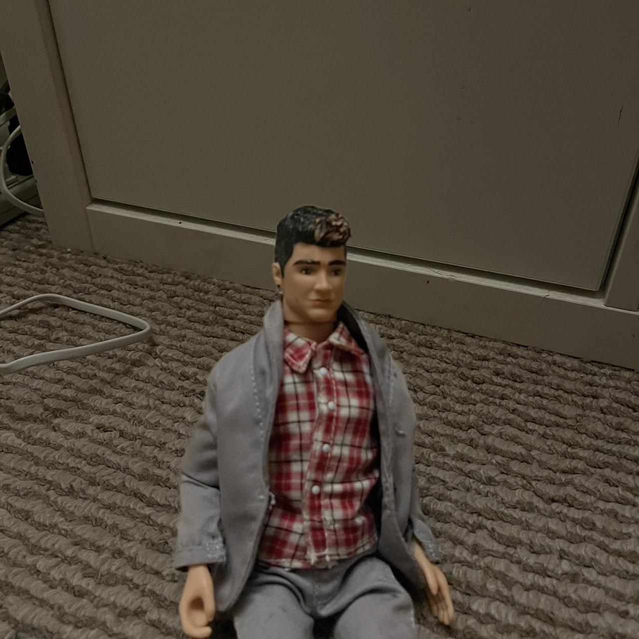 one direction zayn barbie missing box and microphone - Depop