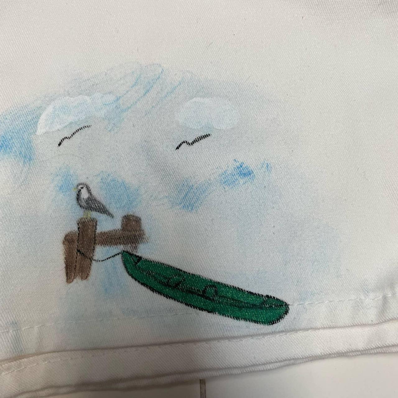 White elastic waist shorts, vintage Size... - Depop