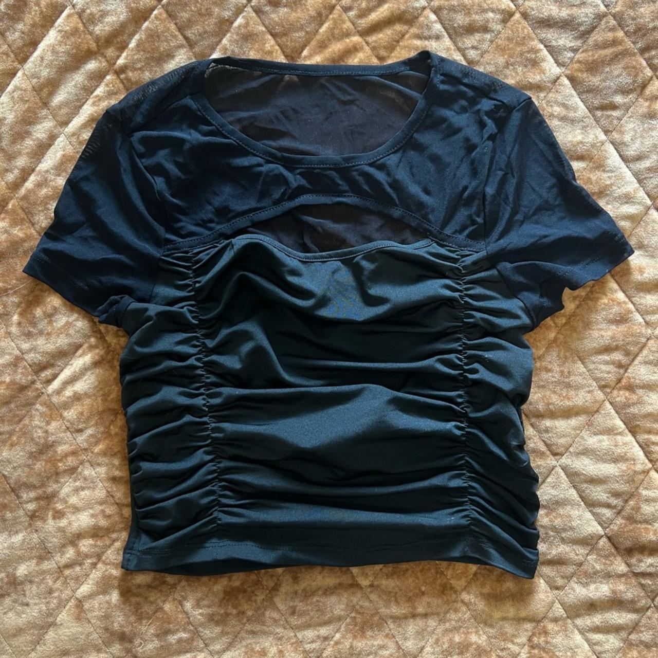 Mesh Ruched Cutout Crop Top Tee NWOT New without... - Depop
