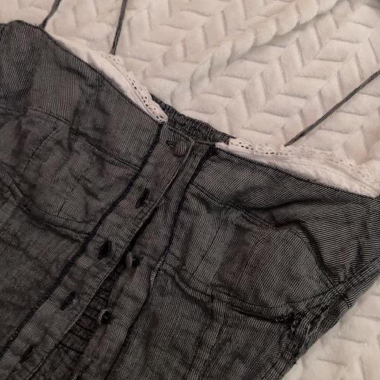 The most gorg vintage Grey and white corset top with... - Depop