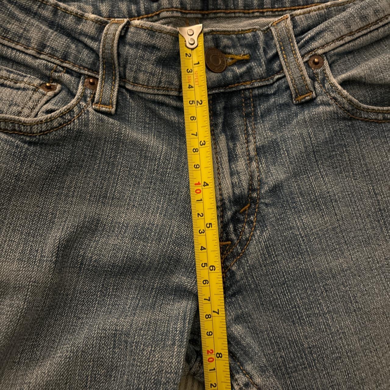 Levi's Low Rise Jeans. 28" inseam. 8" rise. - Depop
