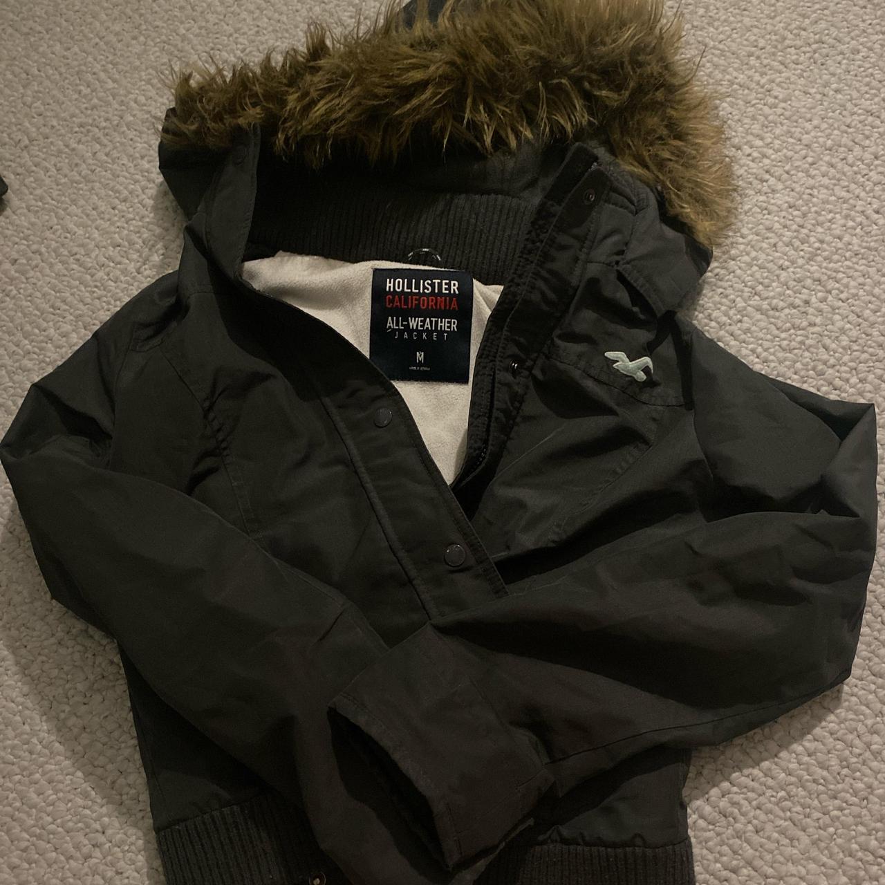 Dark grey hollister lined jacket with fur hood - Depop