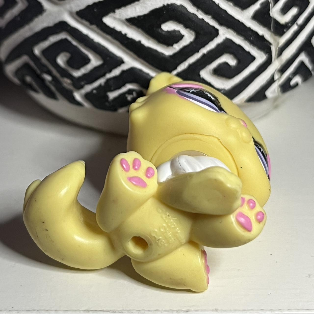 Persian cat 🐱 Authentic Lps #lps #persian - Depop