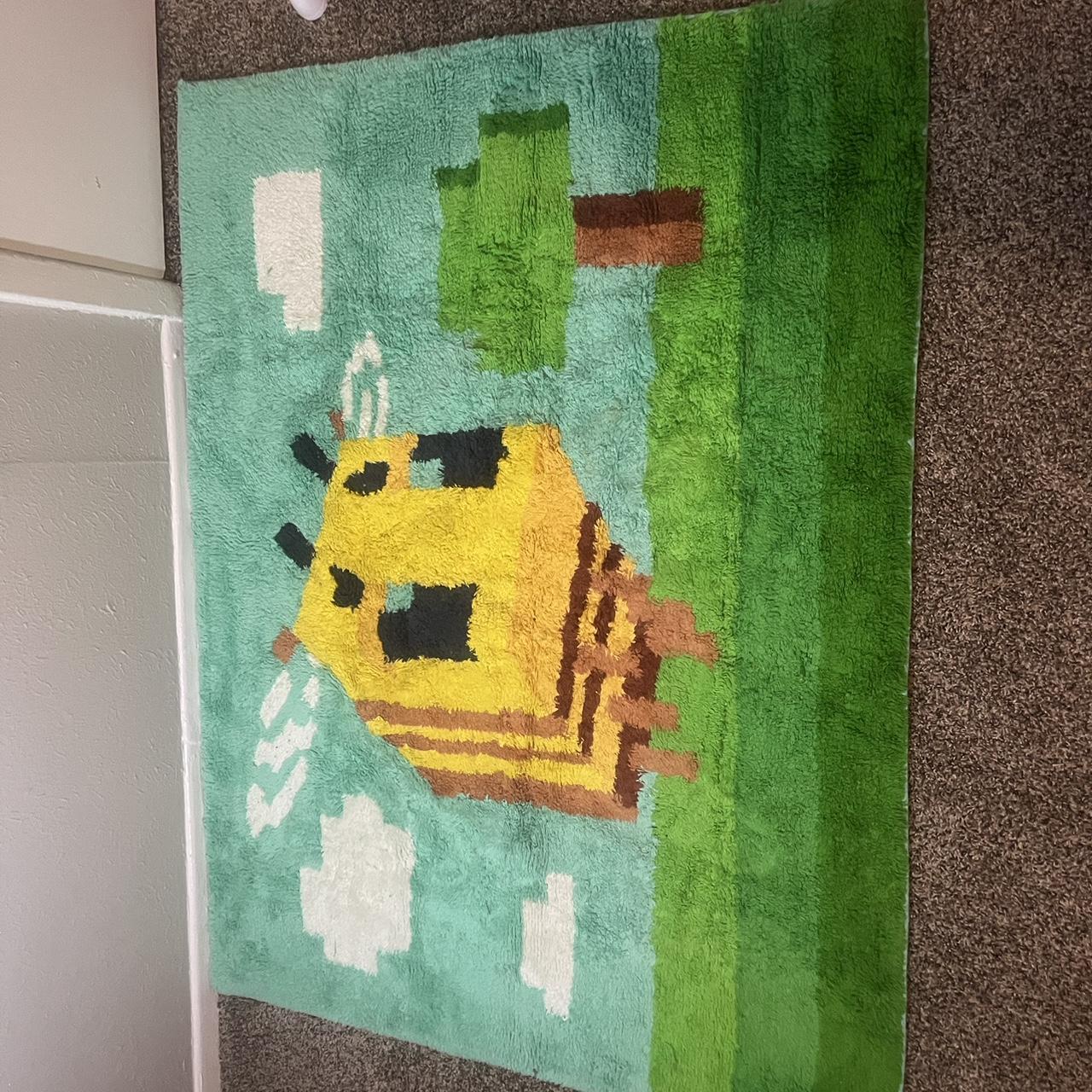 Minecraft Bee rug 🐝 ^ it has been washed ^ - Depop