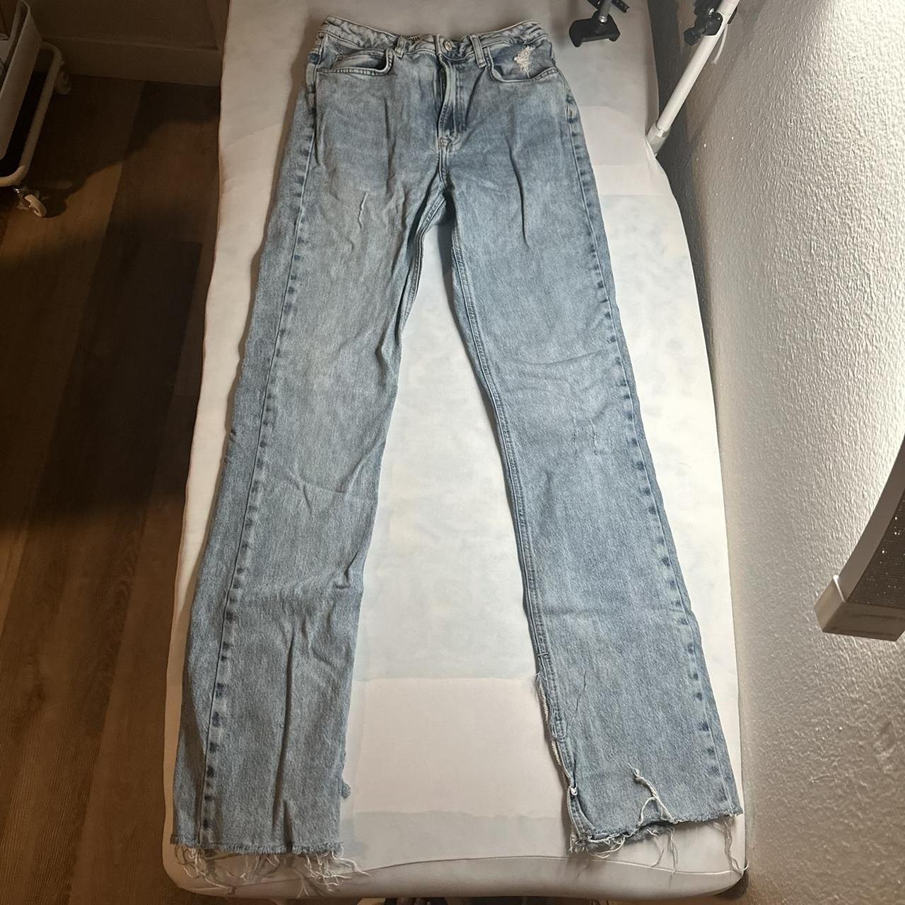 ZARA straight leg with slit jeans Very sheik and... - Depop