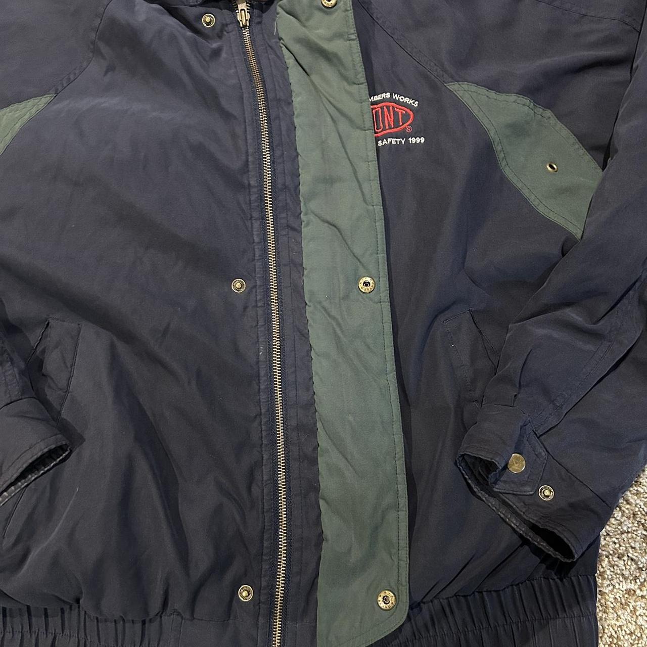 DuPont Jacket XL but can for a large #vintage - Depop