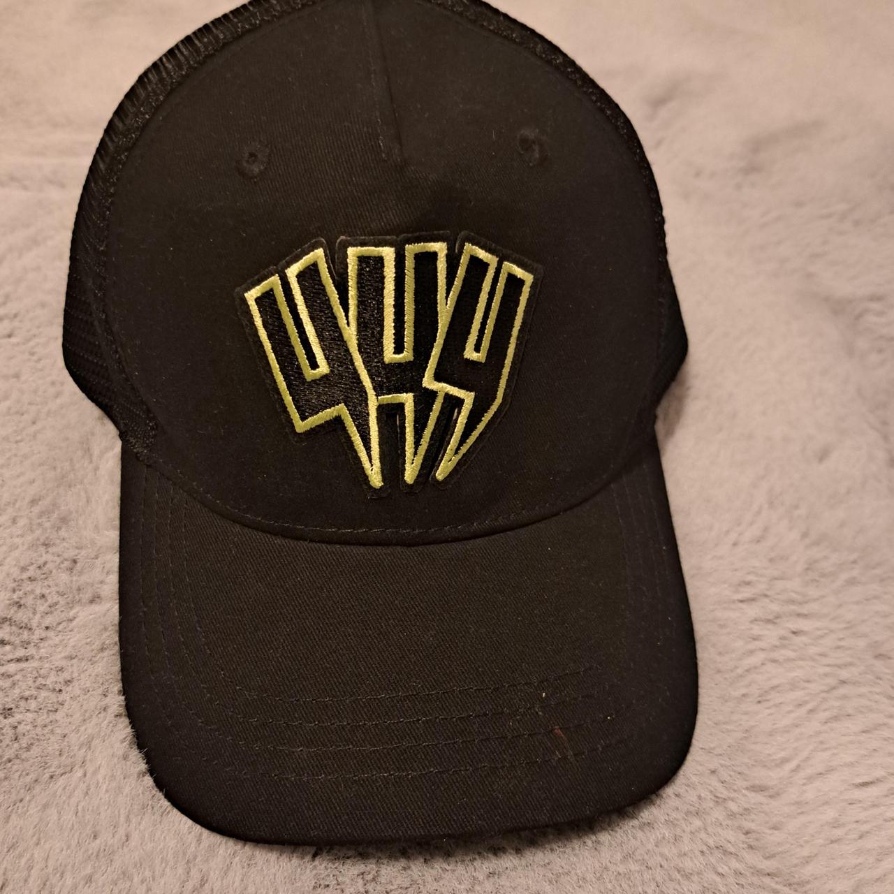 Yelir worn once - Depop