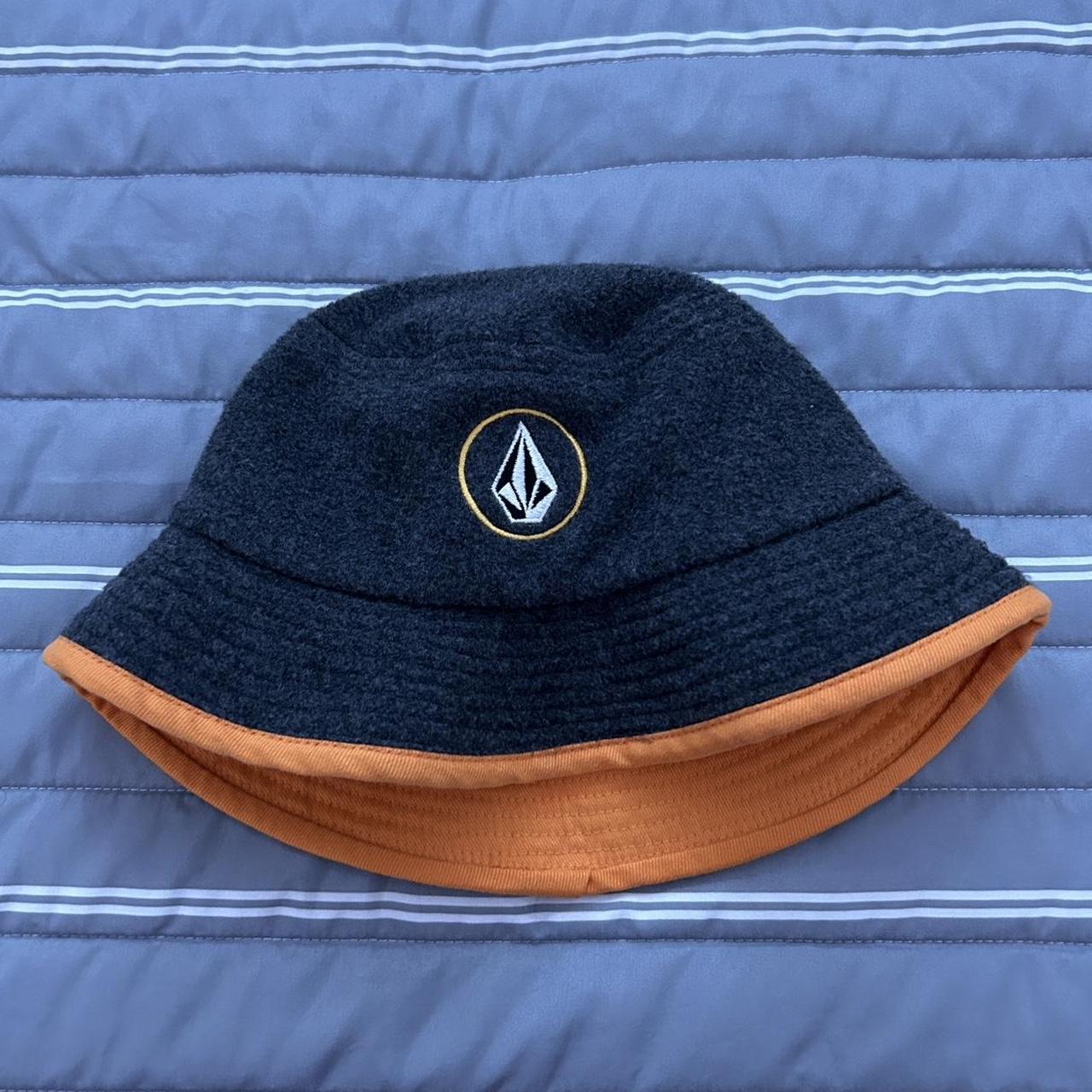 🌴 Volcom Fleece Bucket Hat 🌴 Nice yellow... - Depop