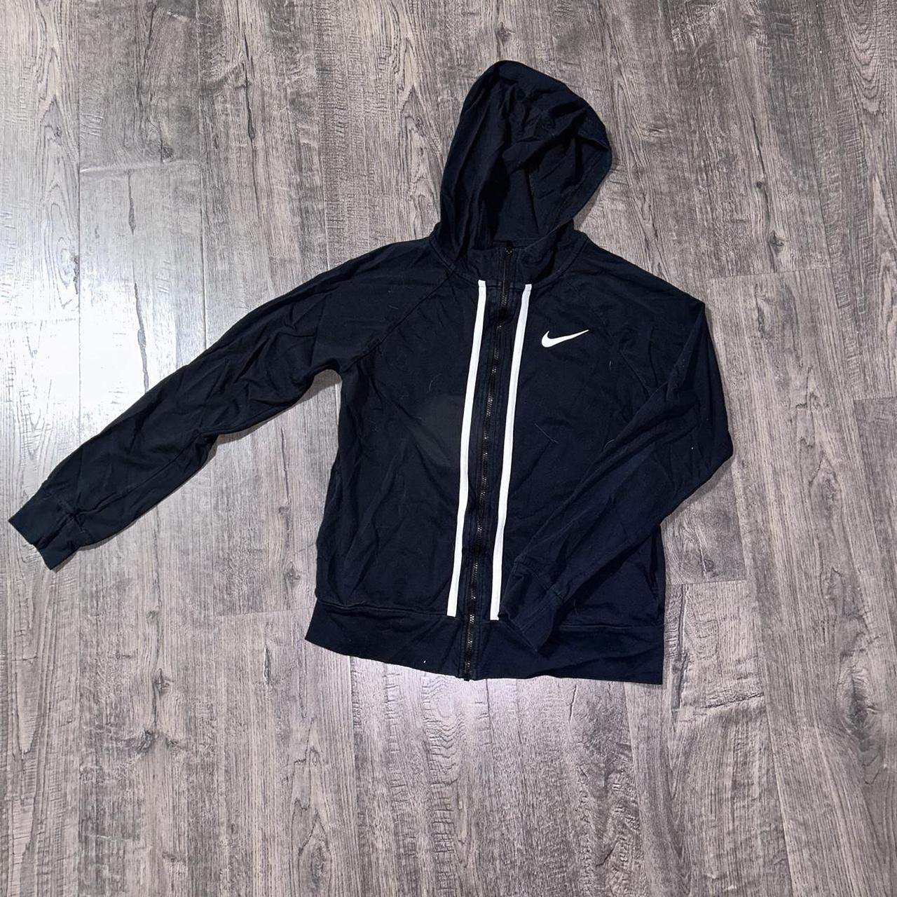 Kids XL Nike Zipup Clothes are pre... - Depop