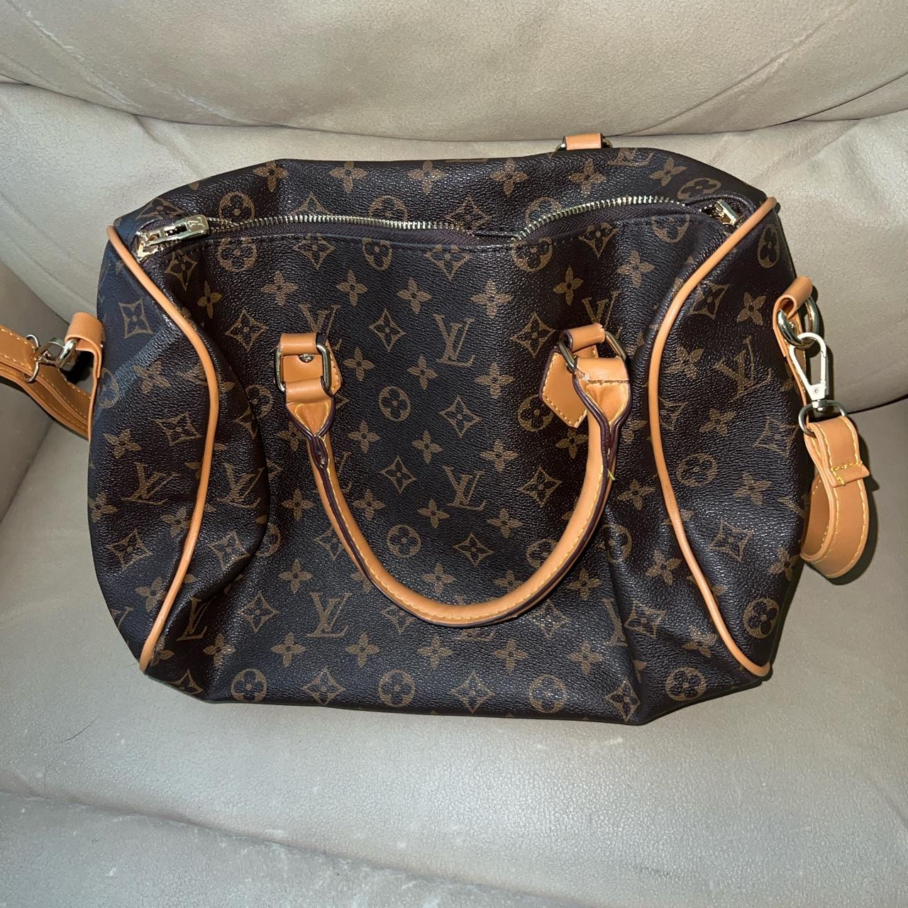 Louis Vuitton purse #handbag #designer #louie - Depop