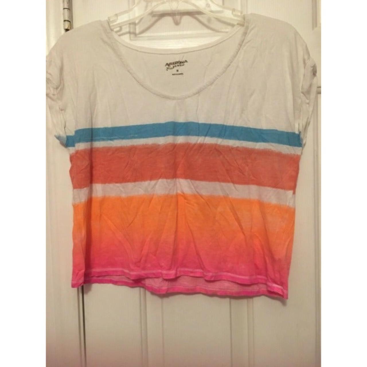 Arizona Jeans Crop Top Size Medium width 19" length 17" - Depop