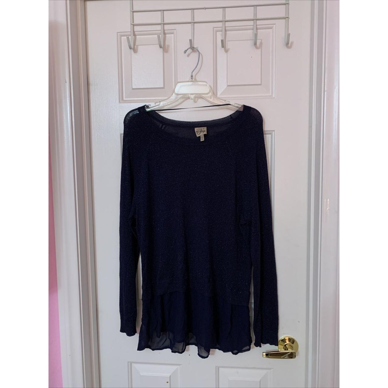como vintage size xl long sleeve knit top Width:... - Depop