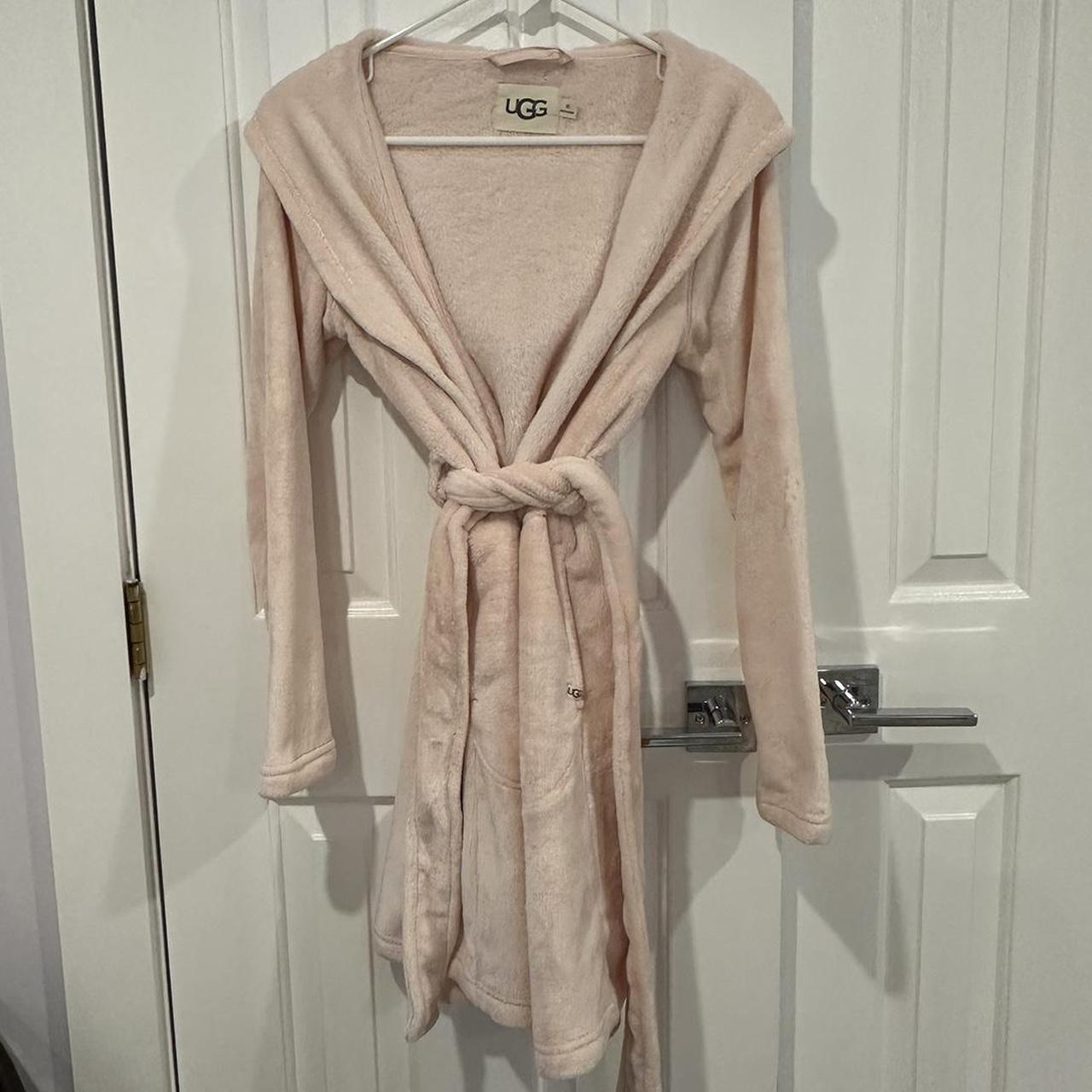 Light pink UGG robe - size XS - super soft - worn once | Depop