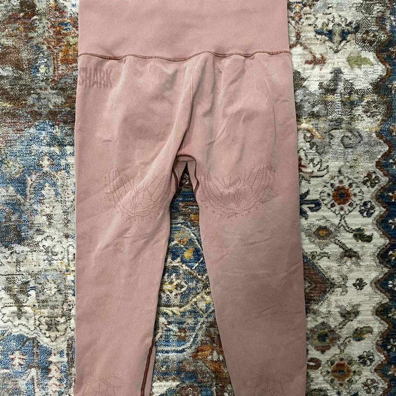 Light Pink Gym shark leggings Size - S / M Has a... - Depop