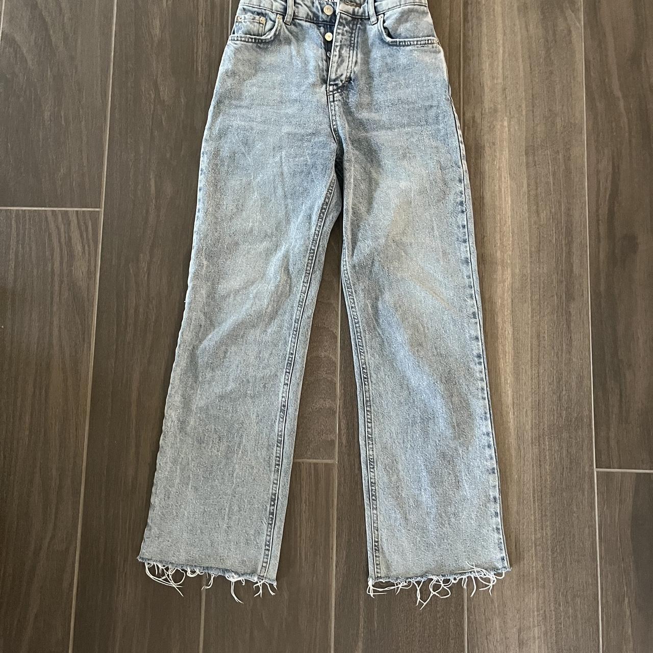 -high rise Zara jeans -size 0 -light blue wash - Depop