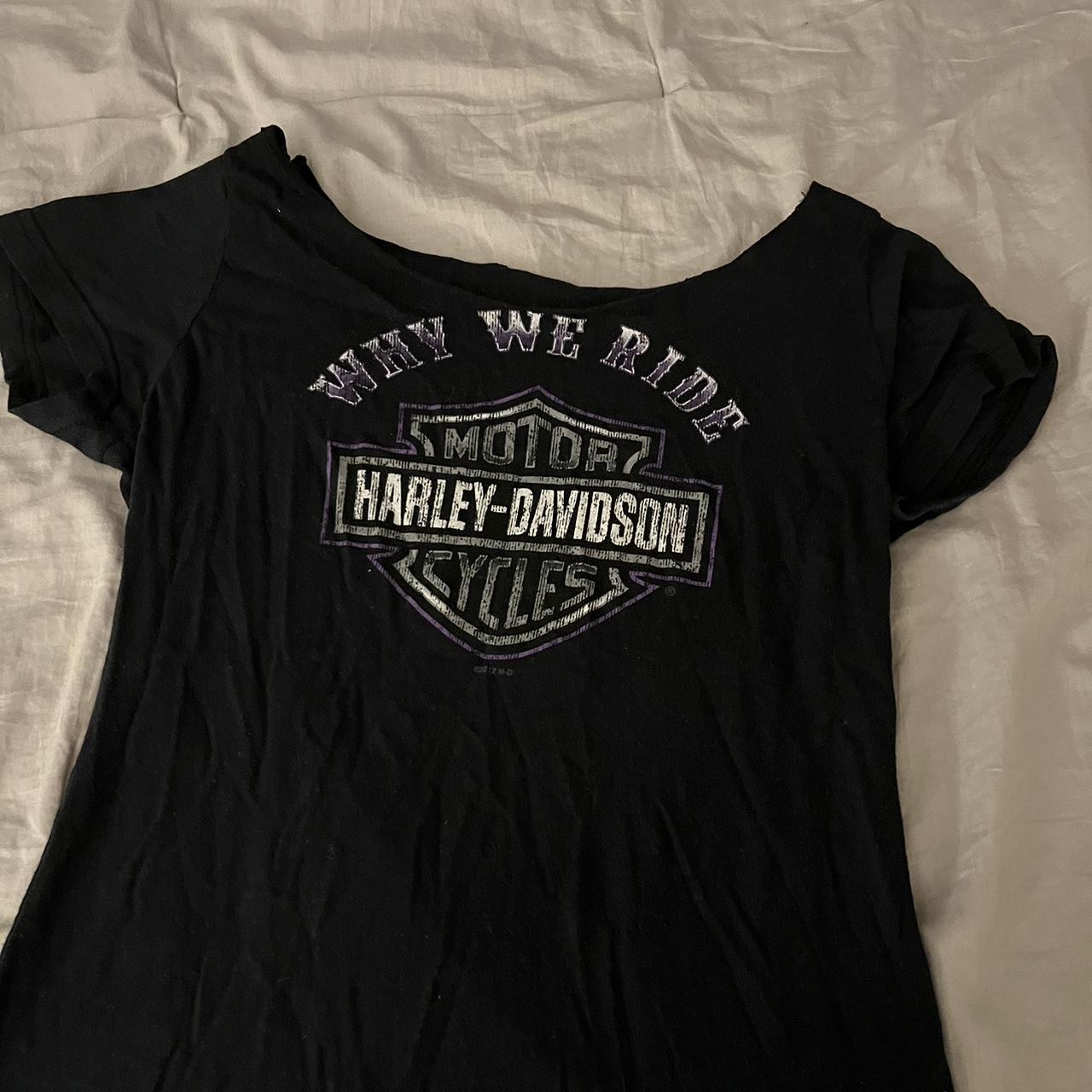 Off the shoulder Harley Davidson tshirt Very cute... - Depop