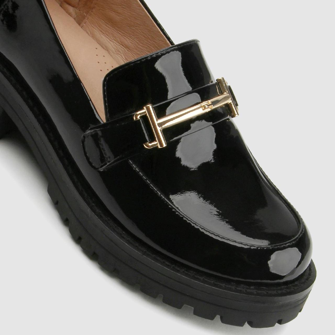 Airflex Agatha Casual Heeled Leather Loafers Size: AU 9 - Depop