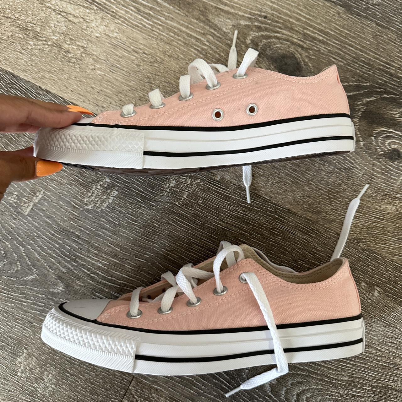 Converse light pink low tops *never worn* (no shoe box) - Depop