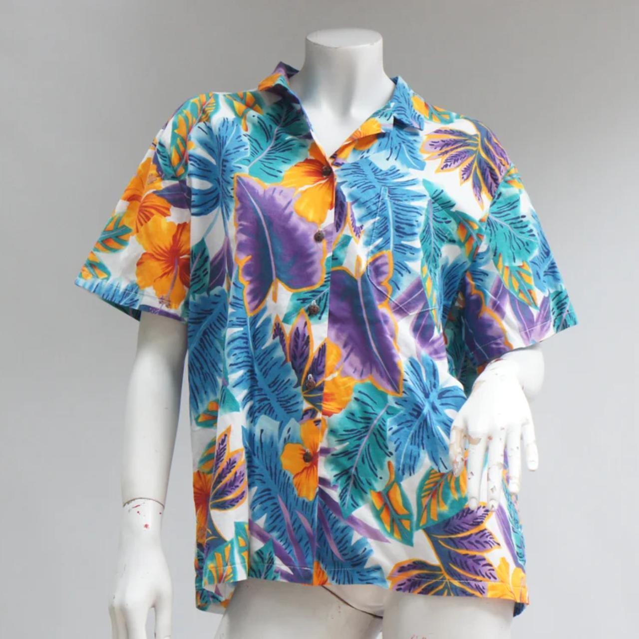 Vintage Womens Hilo Hattie Hawaii Shirt With Depop