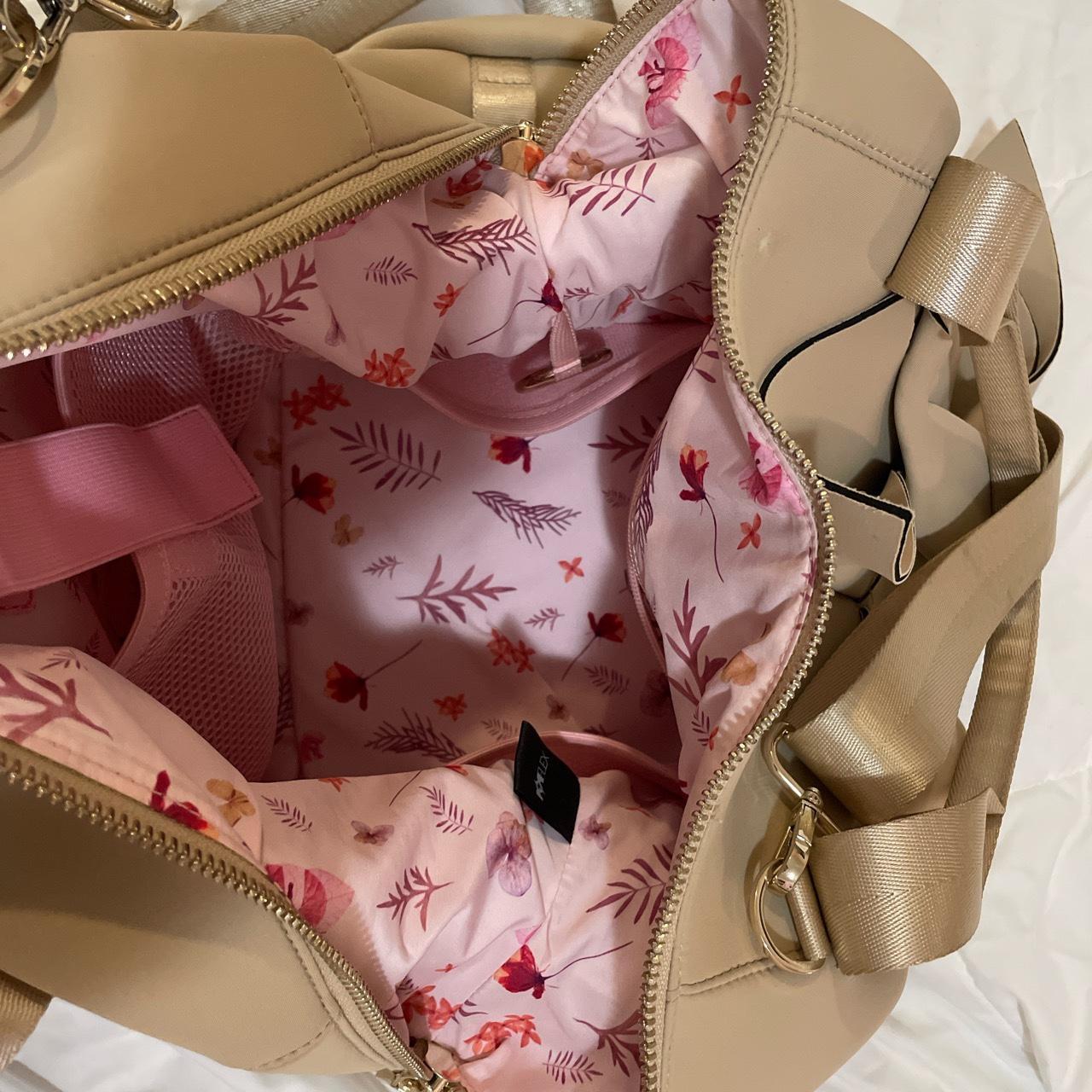 Popflex active small duffel bag. Barely used, like new. - Depop