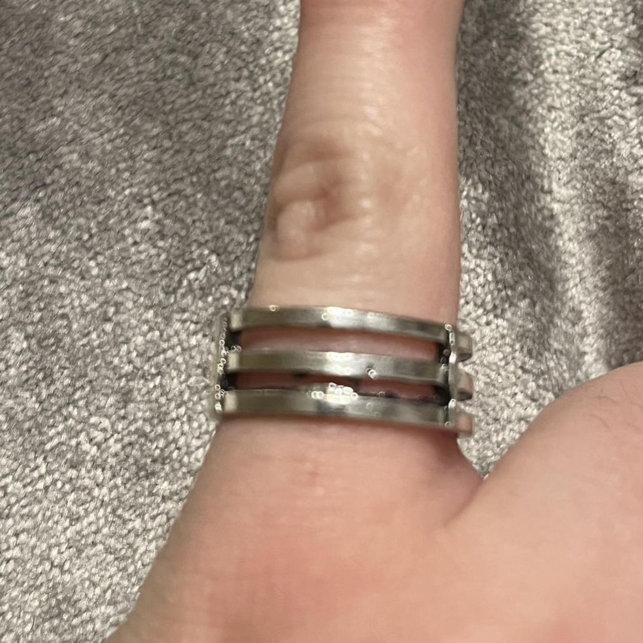 Silver three loop ring. Ring size 5 1/2. #ring - Depop
