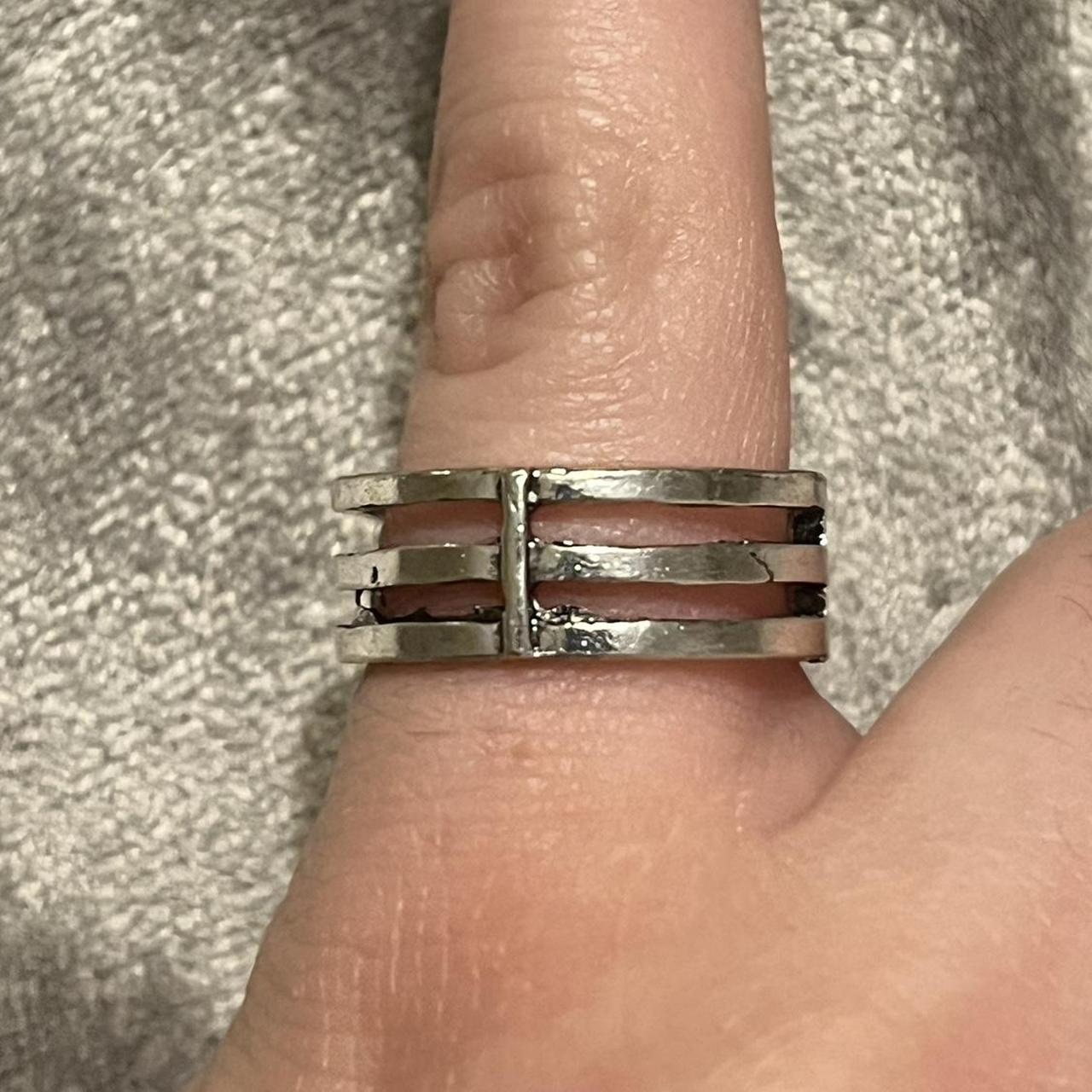 Silver three loop ring. Ring size 5 1/2. #ring - Depop