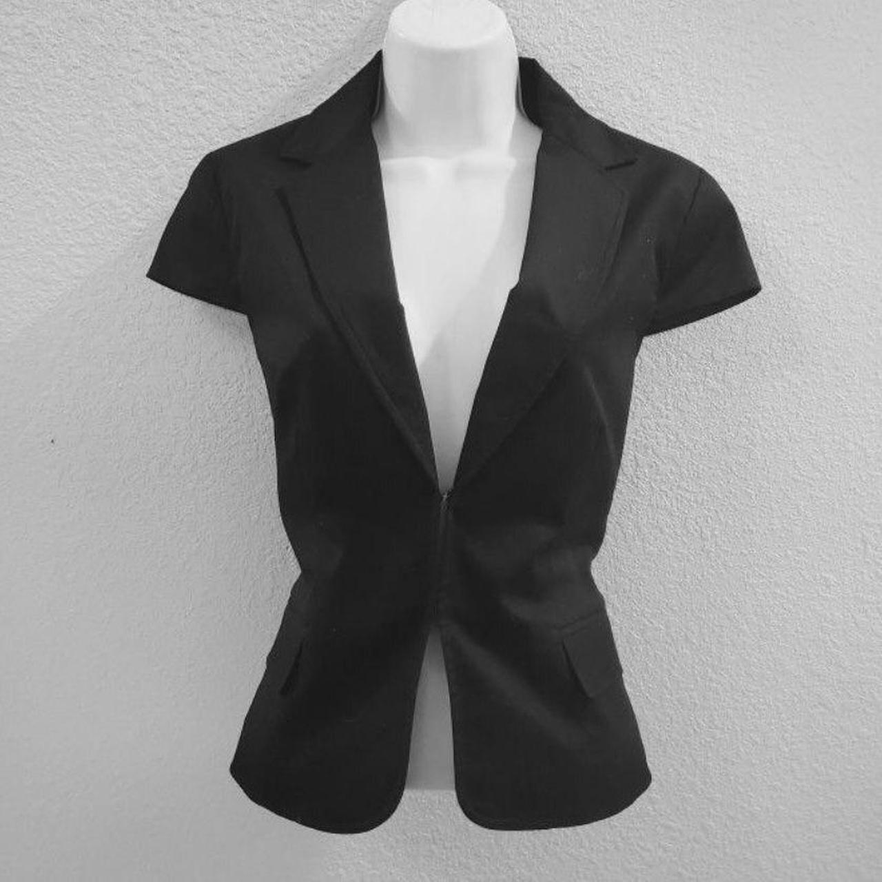 Black short sleeve blazer - Depop