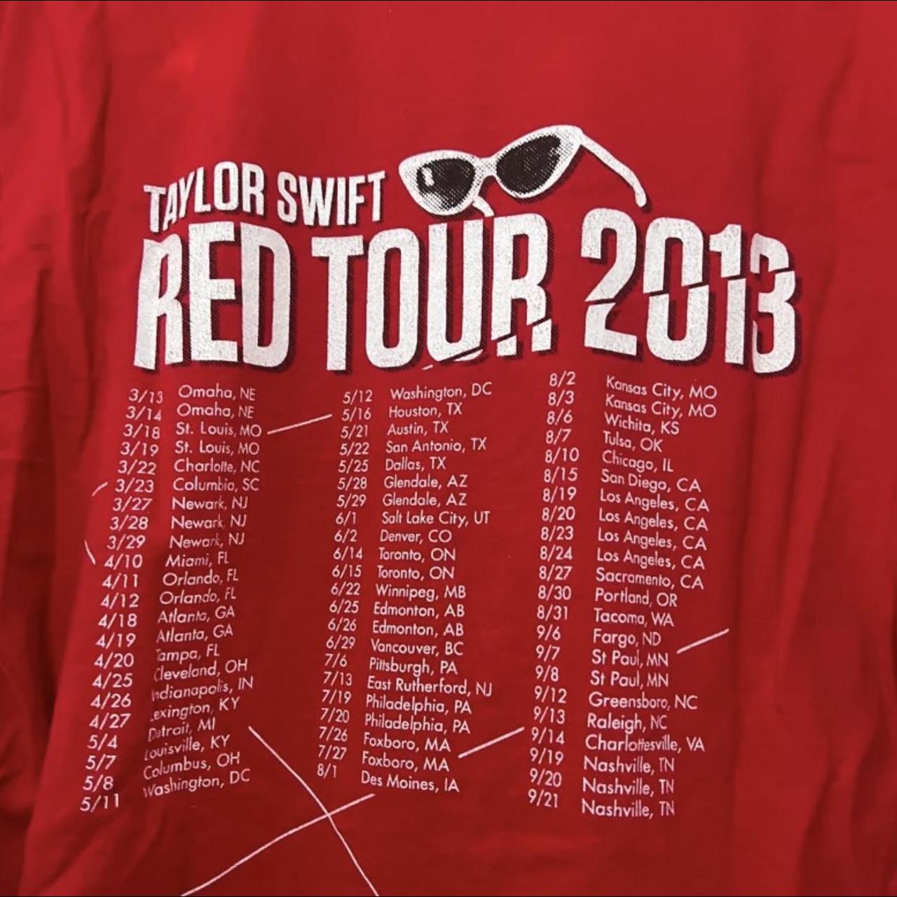 Taylor Swift Red Tour T-Shirt Only worn a few times - Depop