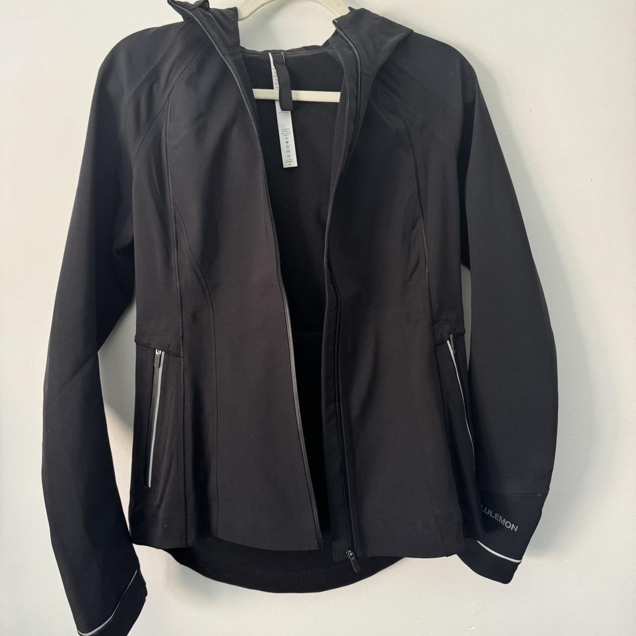 Lululemon zip up runners jacket with hood! Size 6... - Depop