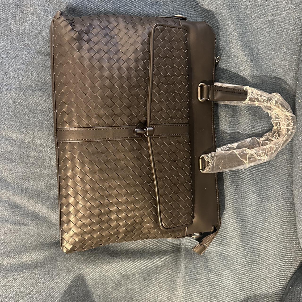 Bottega briefcase/ bag, laptop sized - Depop