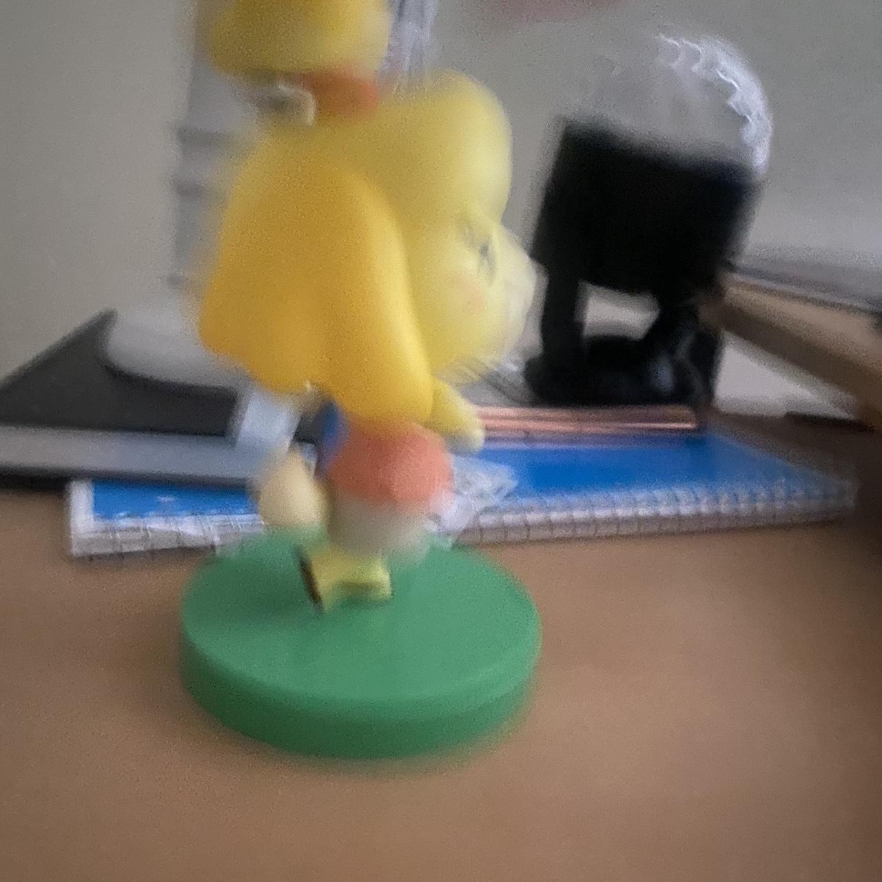 ISABELLE FIGURE (2 piece) ANIMAL CROSSING NEW... - Depop