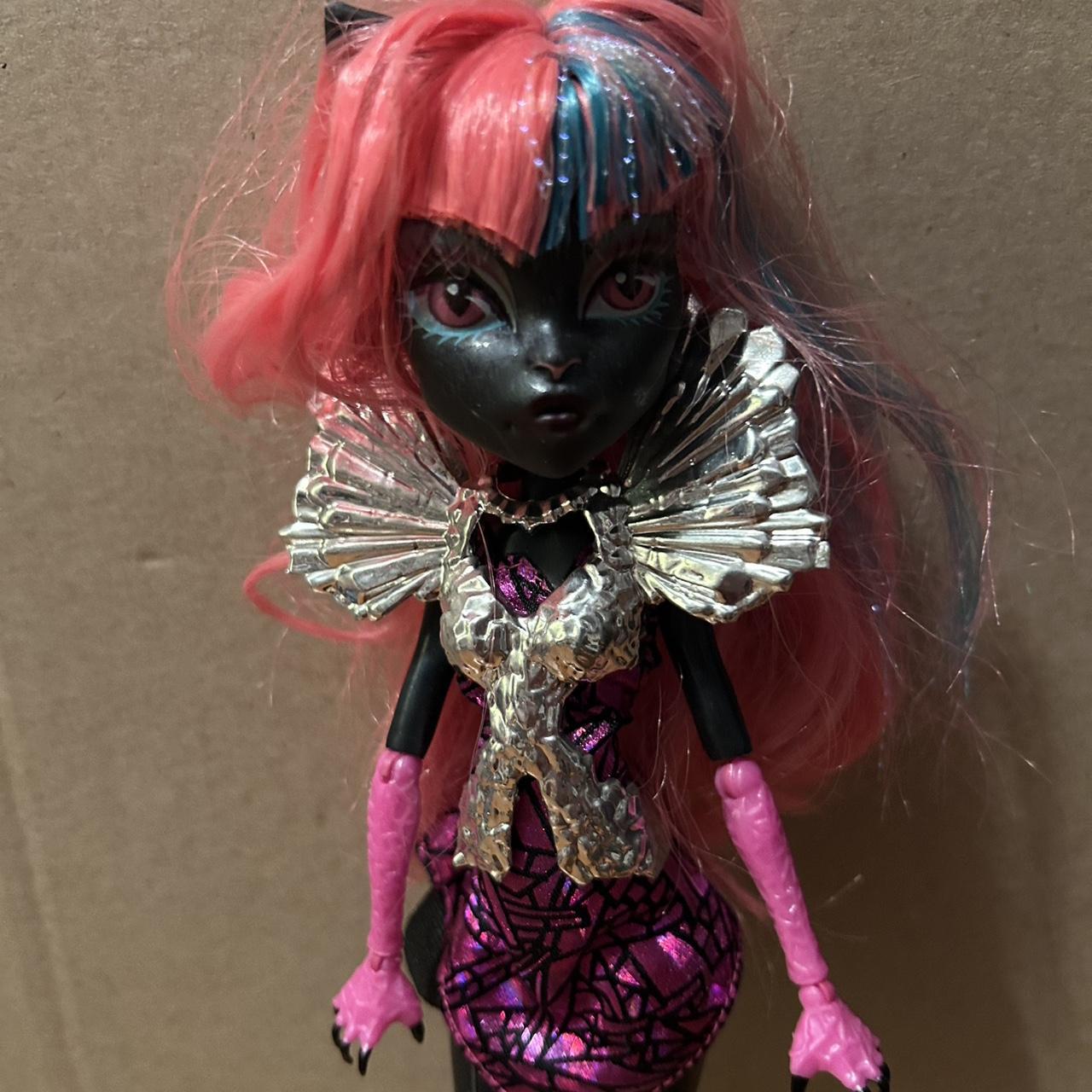 Catty Noir boo York boo York monster high doll - Depop
