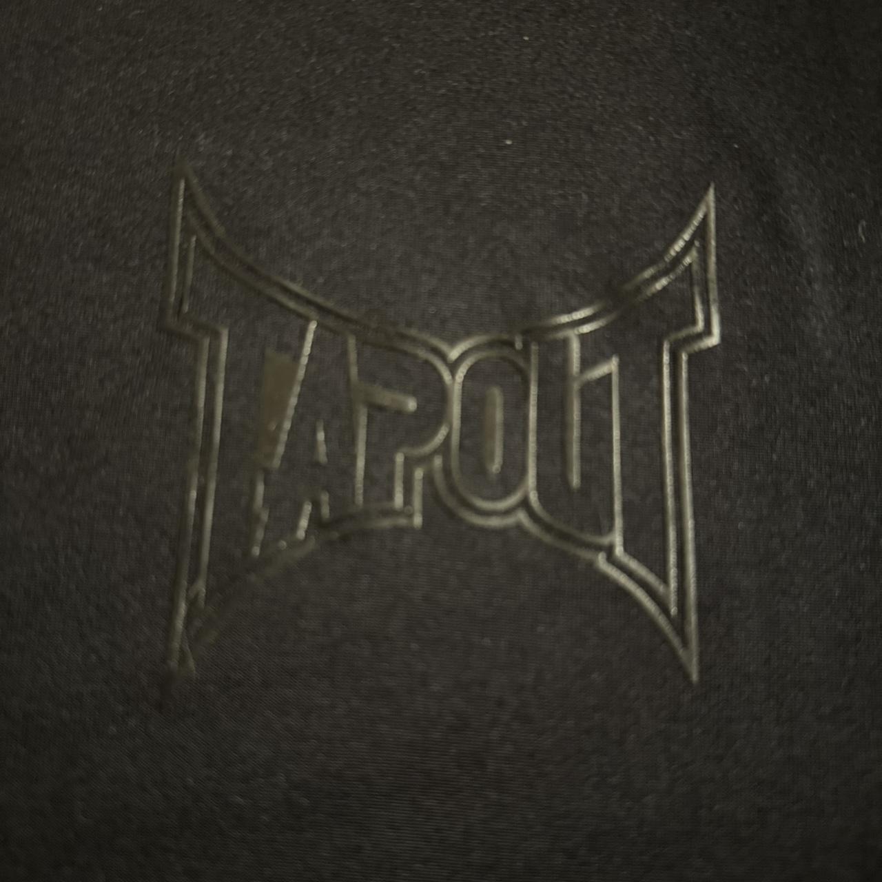 athletic 2000s y2k tapout shirt size large... - Depop