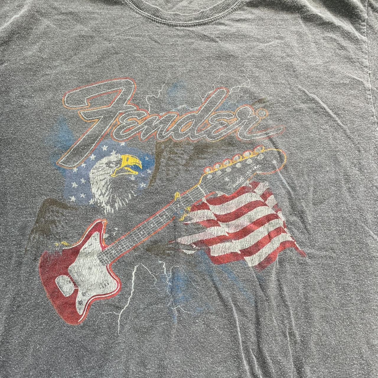 fender vintage looking tshirt - Depop