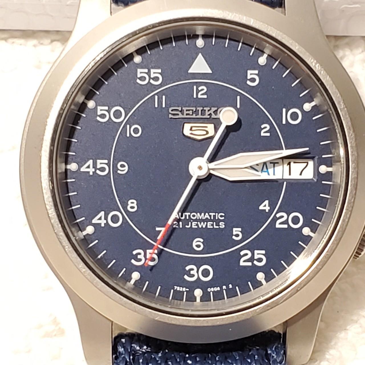 Seiko Men's Blue and Silver Watch | Depop