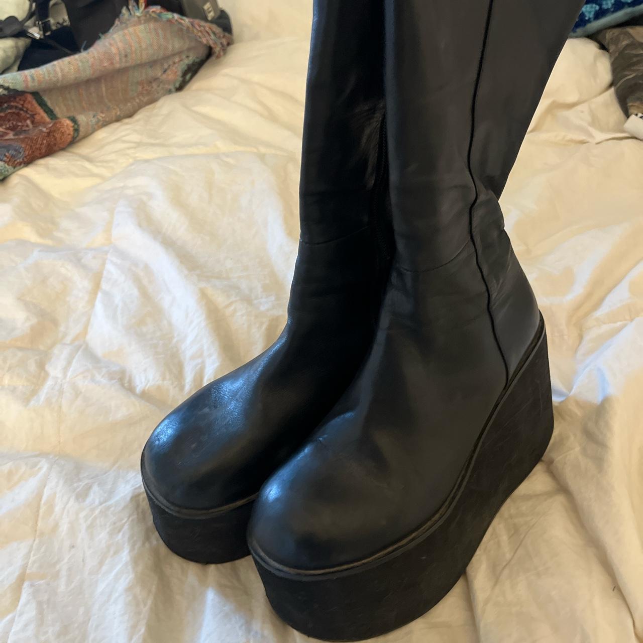 Unif Yum Boot! Worn a few times but in great... - Depop