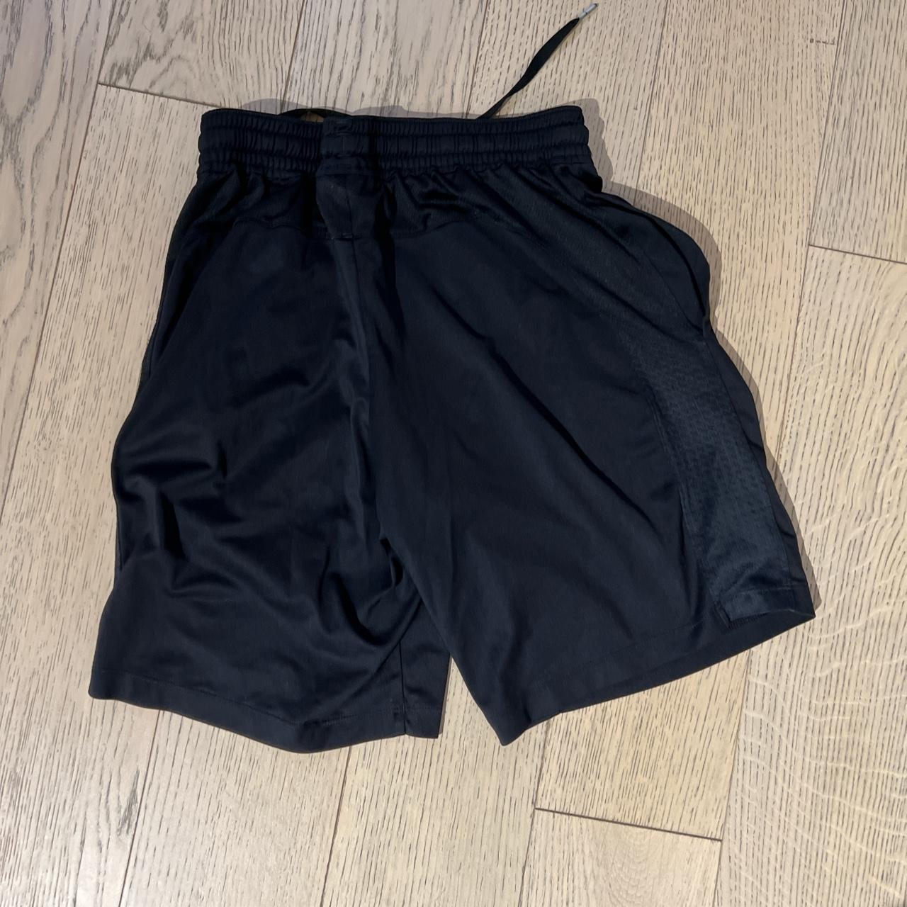 under armor shorts all black - Depop