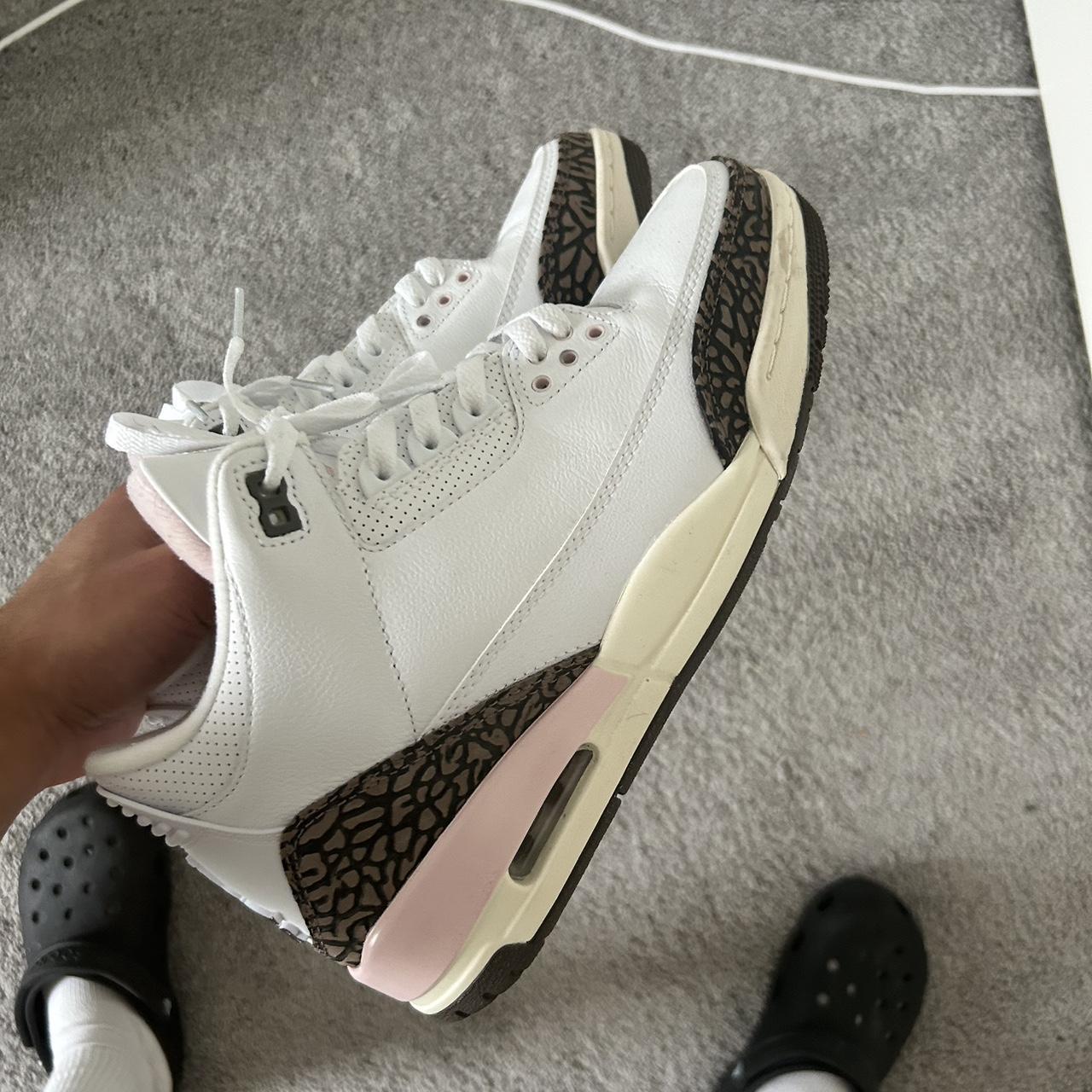 size 9.5 men Neapolitan Jordan 3 worn twice shoot... - Depop