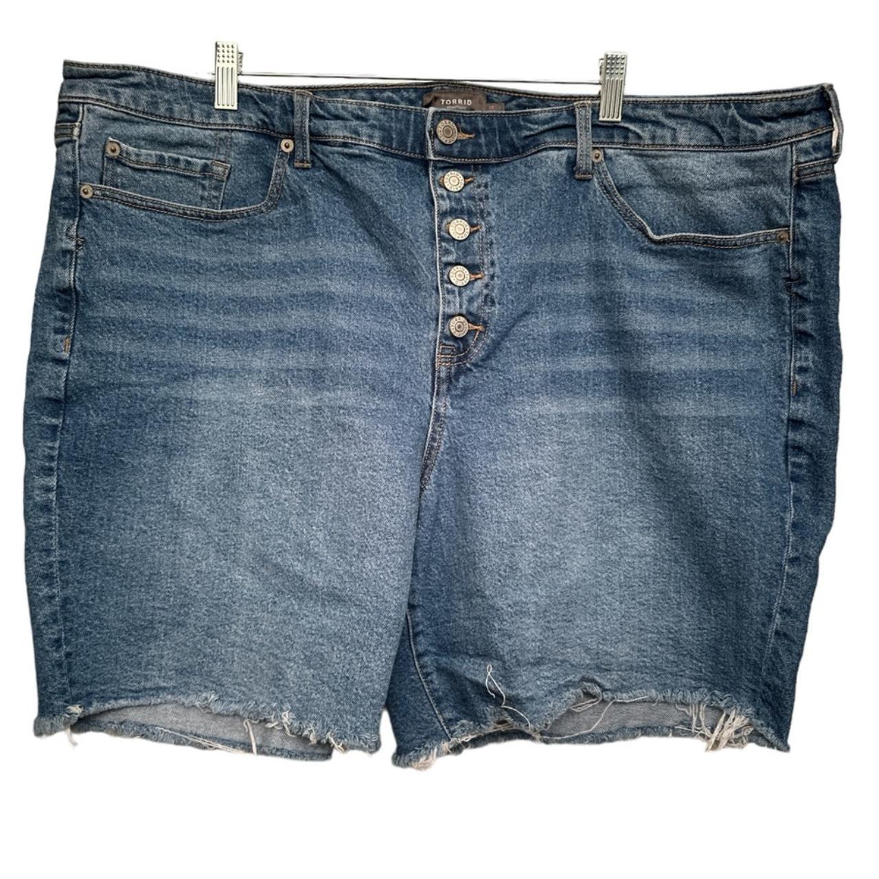 Torrid button fly medium wash denim shorts Torrid... - Depop