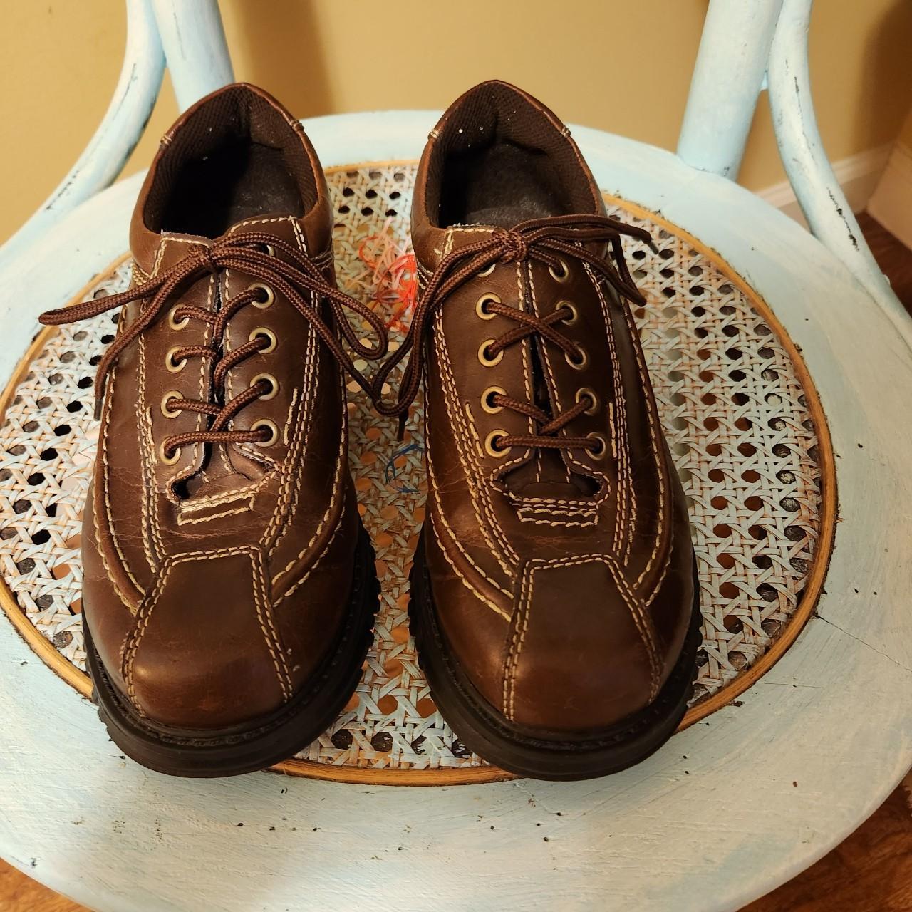 VINTAGE T.K.S. shoes cute cute top stitched size 4... - Depop