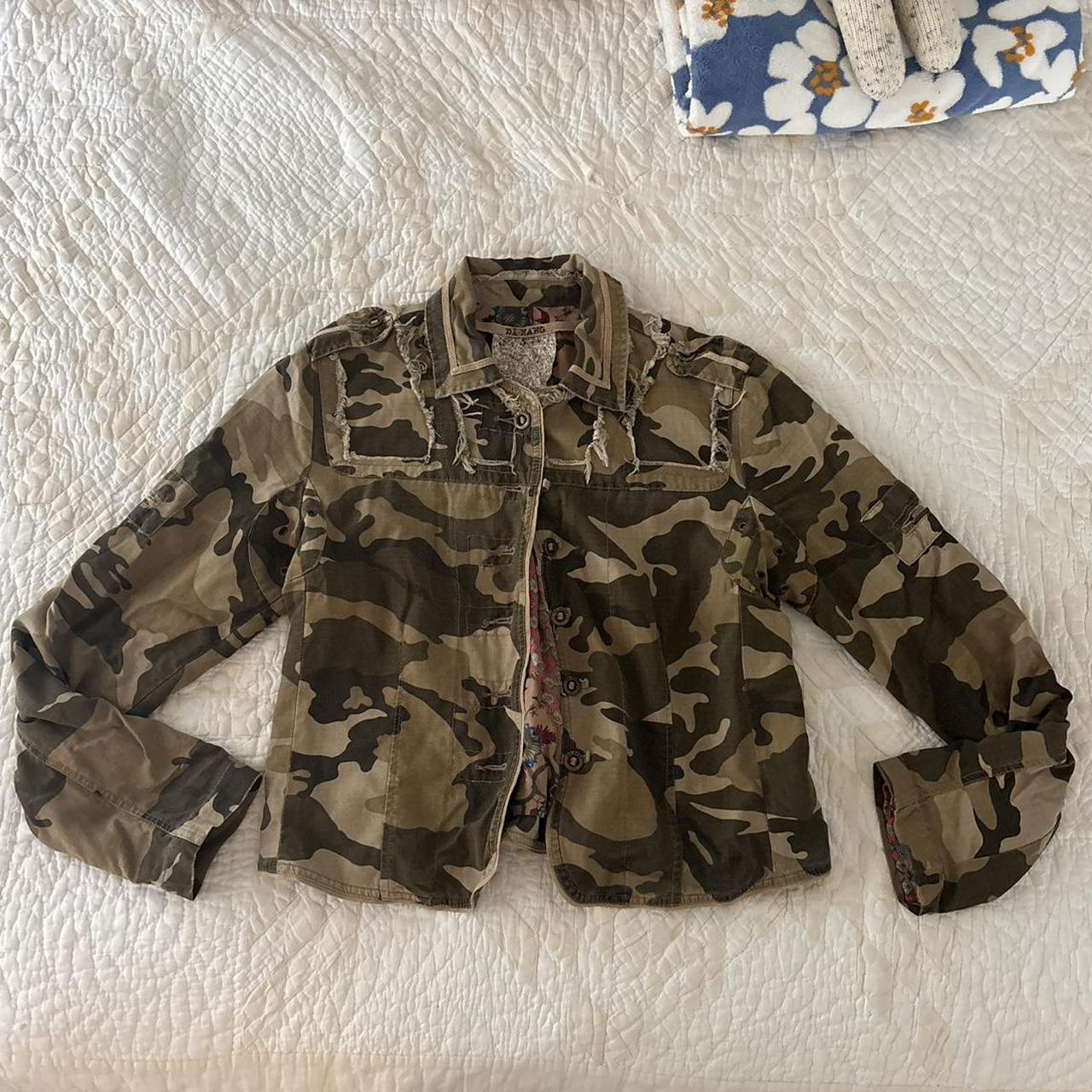 Super cute Camo lightweight DA-NANG jacket!!! Size... | Depop