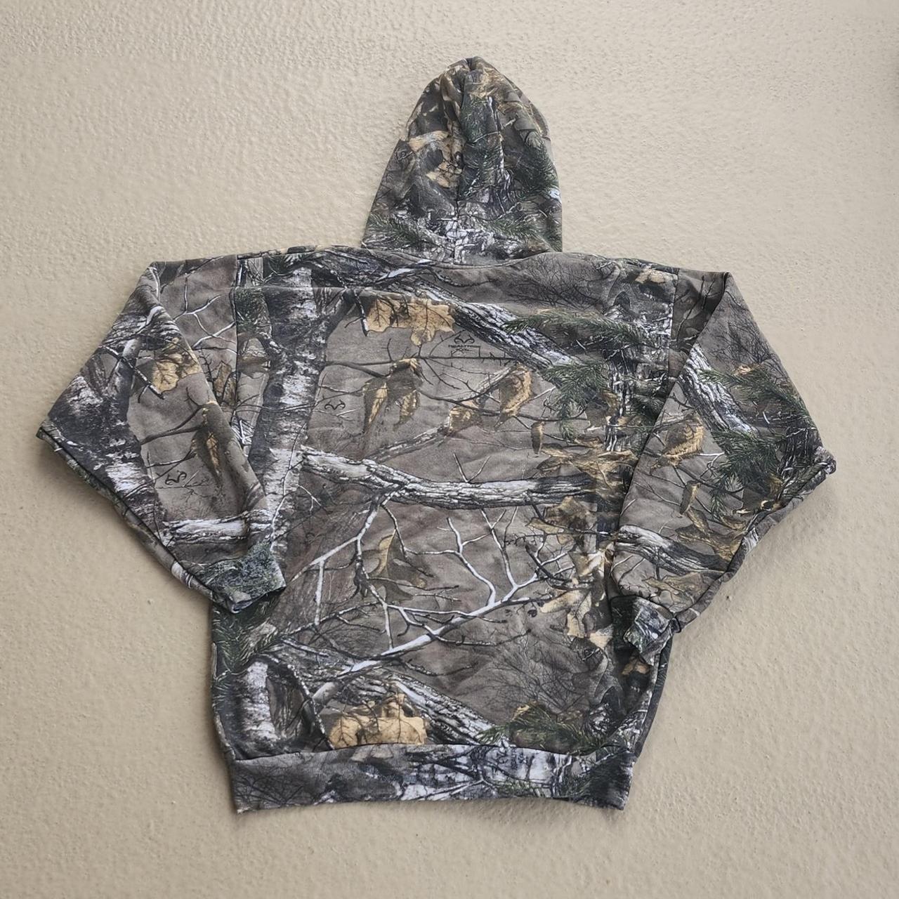 Realtree camouflage patterned hoodie, size L #y2k... - Depop