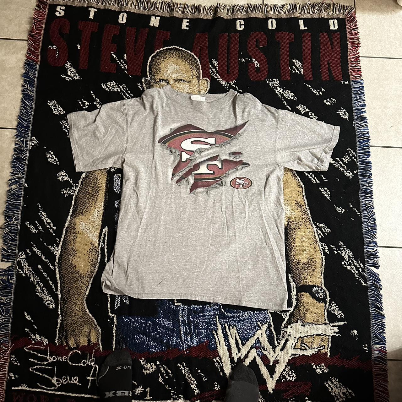 49ers claw rip tee does have a pin hole - Depop