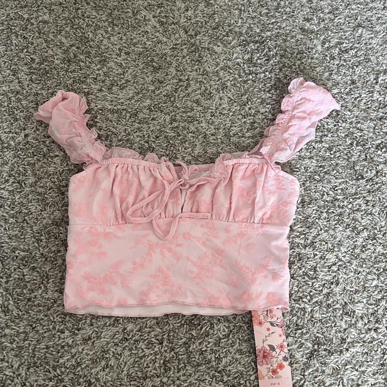 -shein light pink crop top -never worn -super cute... - Depop
