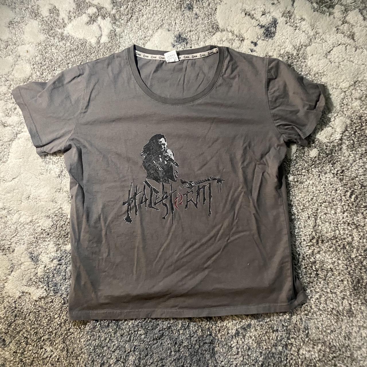 Vintage Womens Halestorm Band tee Size Large... - Depop