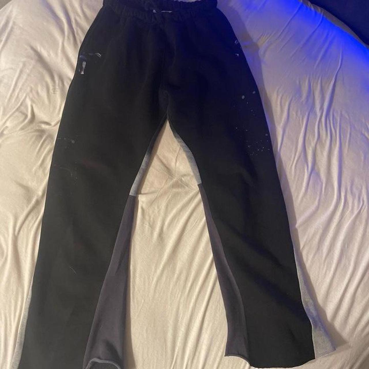 Flared sweats XL fits like a L - Depop